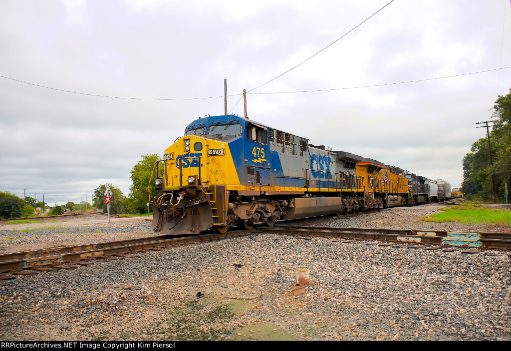 CSX 475 UP 2524 NS 7679 @ Flatonia Crossing